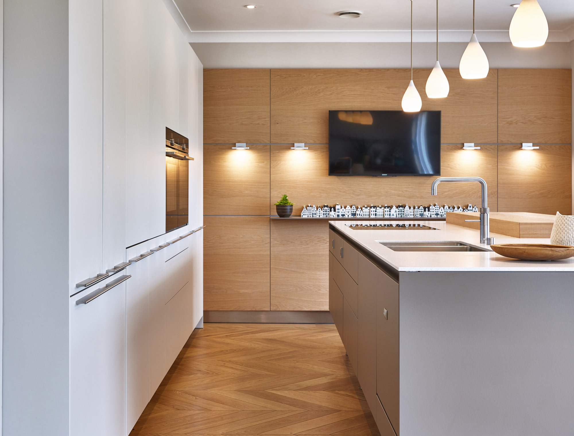 Contemporary bulthaup Kitchen | Sapphire Spaces Projects