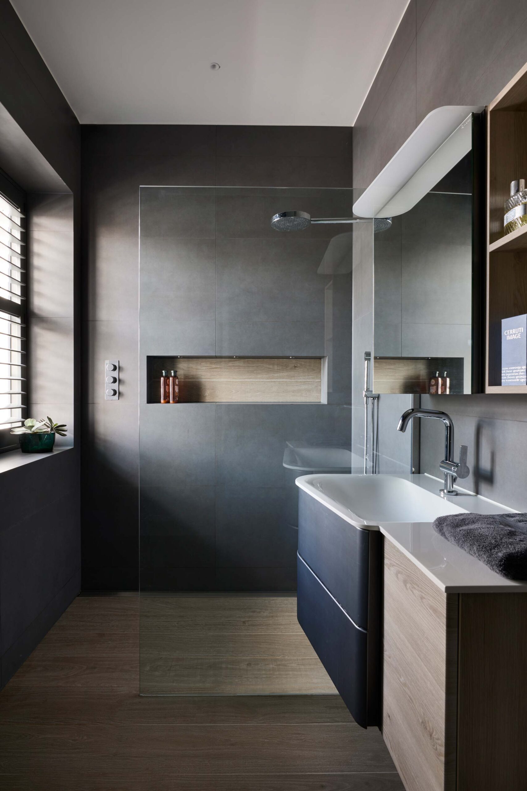 masculine ensuite shower room | Sapphire Spaces